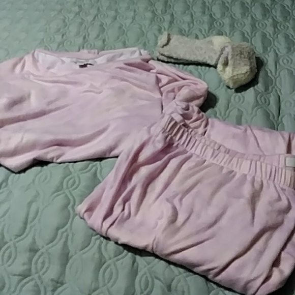 Sonoma | Intimates & Sleepwear | Pink And Purple Polyester Pj Set ...
